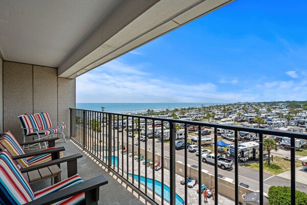 T410 At The Myrtle Beach Resort: Beachfront Bliss Awaits You - Surfside Beach, SC
