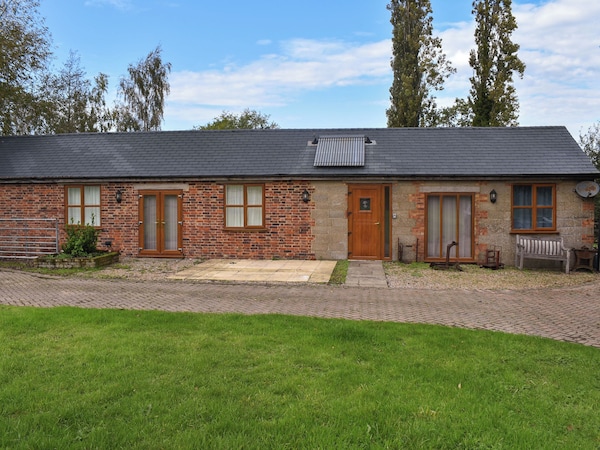 2 Bedroom Accommodation In Ashford - Tenterden
