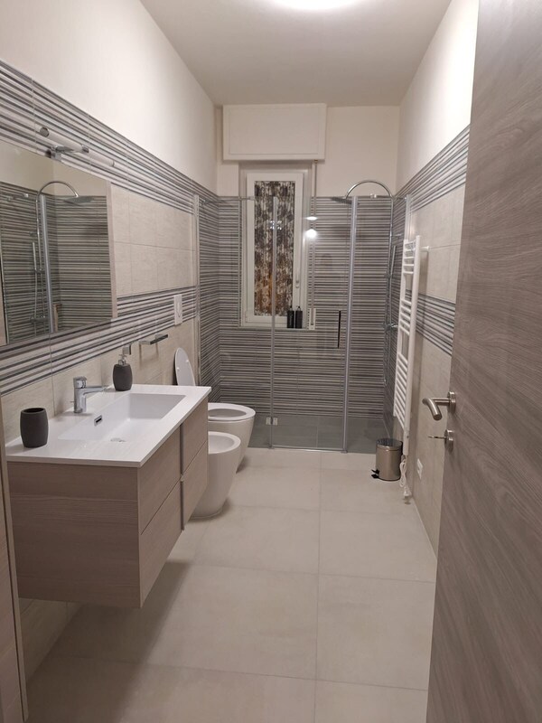 Tourist Apartment For Everyone, Great Location, Cozy And Comfortable - Syracuse