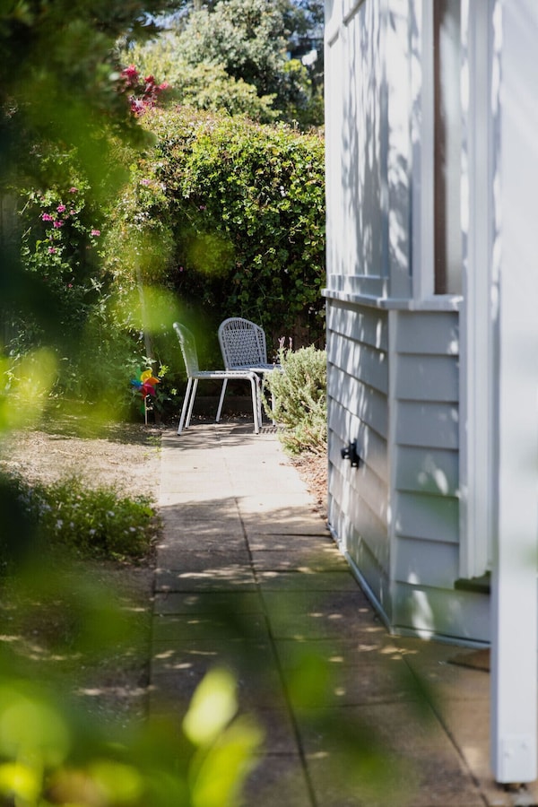 Cosy Coastal Cottage - Barwon Heads
