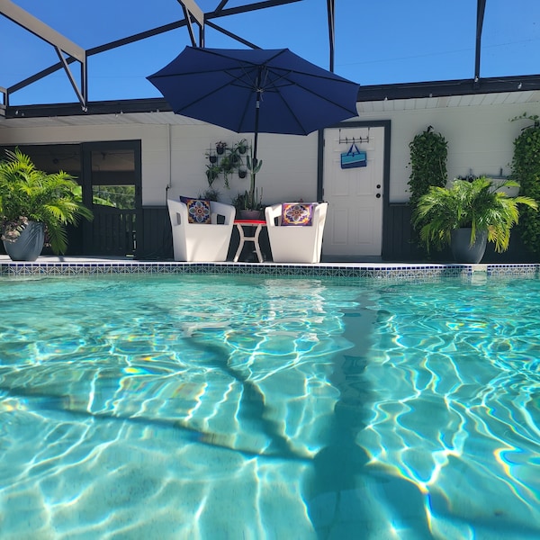 Cozy 2-beds Family Friendly Apt W/ Pool, Full Kitchen In Downtown Kissimmee - St. Cloud, FL