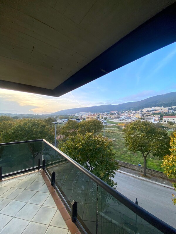 Spacious Vintage Style Apartment, Family And Pet Friendly - Gargano