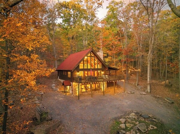 Vr Golf Hideaway W/ Views, Prime Location Sleep 16 - Deep Creek Lake, MD