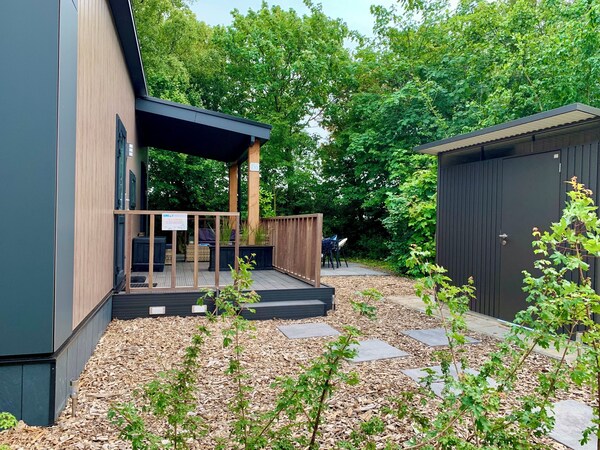 Brand New Chalet, Placed In June 2024 At Bungalowpark Campanula. Spacious And Modern Furnished For 5 Persons. Free Wifi. - Sint Maartenszee
