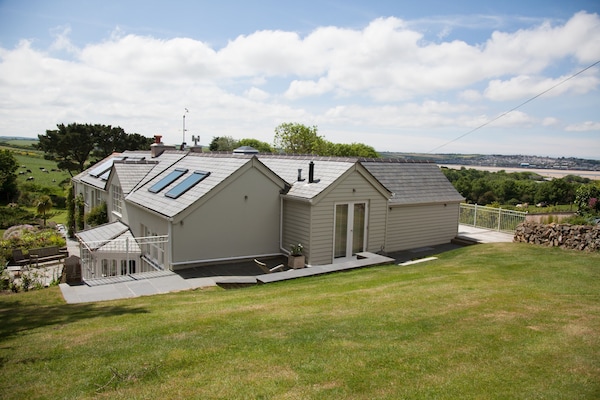 Shalmar Hollow - Rock - Sleeps Up To 12 - Perfect For Family Groups - Wadebridge