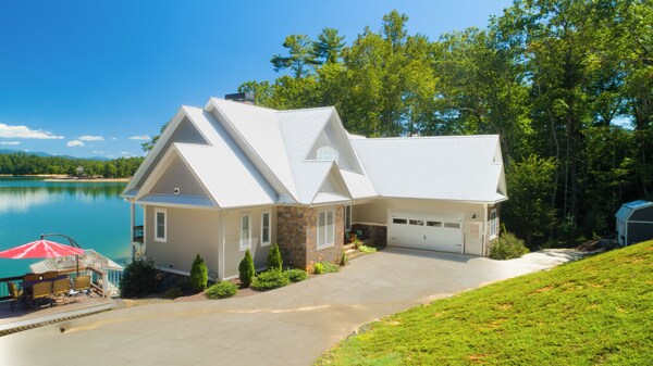 Luxury On Lake Nottely Near Blairsville, Unmatched Lake And Mountain Views. - Blairsville, GA