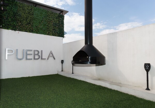 Habitación Privada Con Jacuzzi Y Terraza En Roof Garden - Puebla
