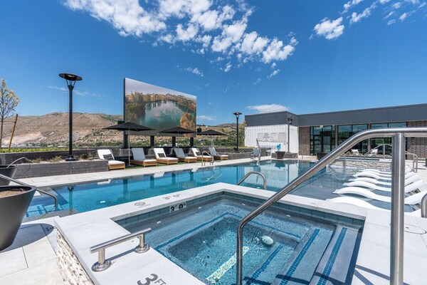 Incredible Views! Poolgymhtub - Salt Lake City, UT