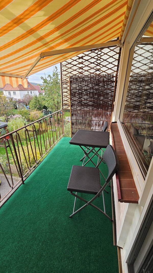 Ferienwohnung In Zentraler Und Ruhiger Lage Mit Balkon, Fußläufig Zur Innenstadt - Hameln
