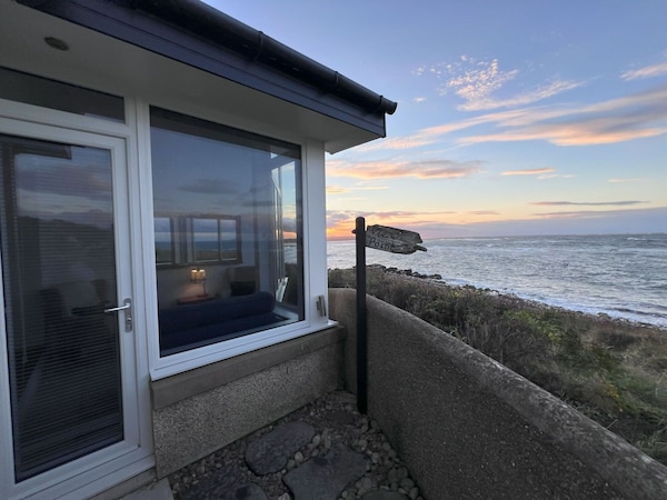 Wonderful  Villa For 4 People With Wifi, Tv And Parking - Elgin