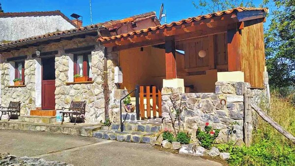 The Old Woman's House - Nava