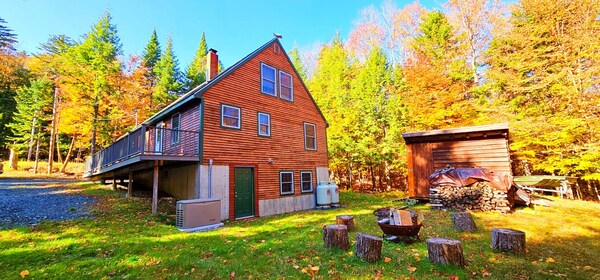 Cabin*atv/snowmobile Access*fire Pit*wildlife - Greenville, ME