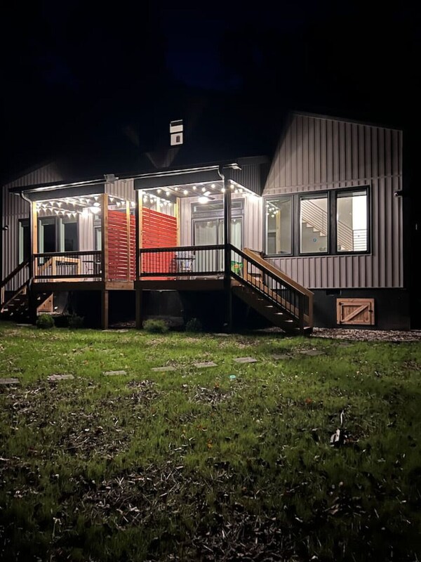 Woodside Retreat-a: Modern Home - 肯塔基州