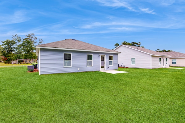 Coastal Home With Central Ac & W/d -  Close To Beach And Local Attractions - Ocean Isle Beach, NC