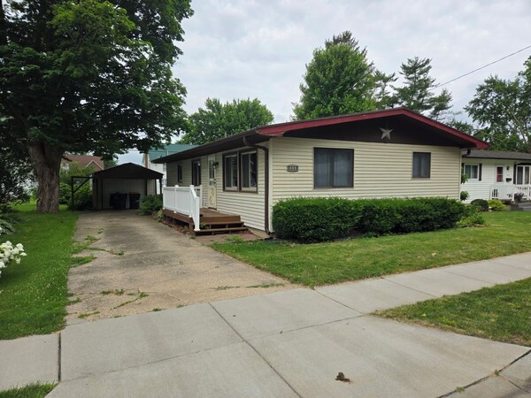 Charming 3-bedroom Home In The Heart Of Cassville! - Nelson Dewey State Park, Cassville