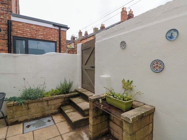 40 Ashville Avenue, Country Holiday Cottage In Scarborough - Scarborough