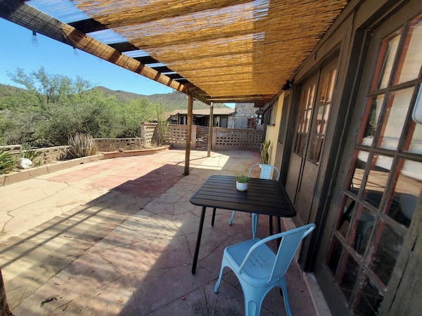 Tucson Desert Crystal Cabin Historic Ranch 2br With Amazing Mountain View - Tucson, AZ