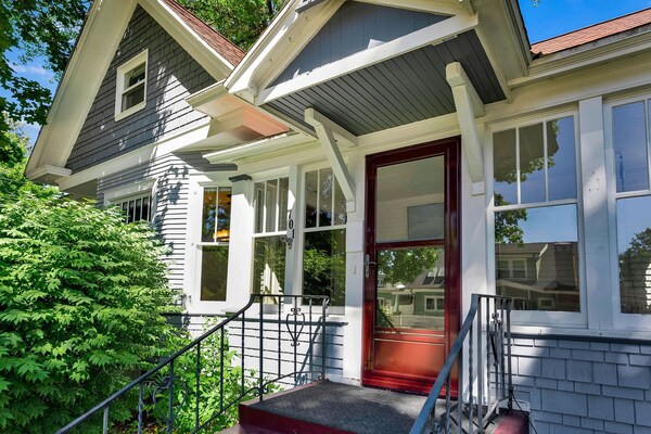Story Book 1920's Home In Down Town Coeur D'alene With Ac, Wifi - Coeur d'Alene, ID