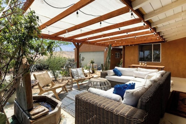 Charming 4-bedroom House With Ac And Wifi In Peaceful Whitewater - Cabazon, CA