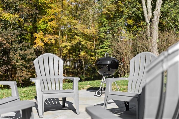 Cozy Home With Hot Tub*, Game Room, And Fire Pit - Gardiner, NY