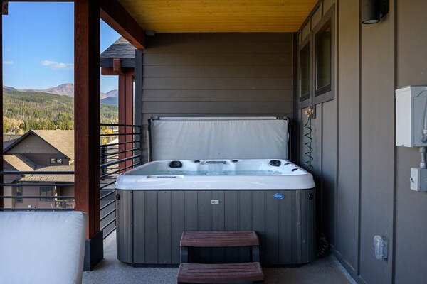 New Luxury Villa 155 I Hot Tub I Great Views I Best Price I Free Adventures Daily - Winter Park, CO