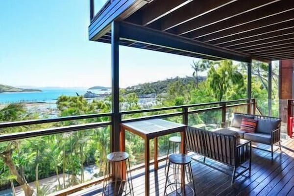 Alang Alang, Alang Alang On Hamilton Island - Whitsundays