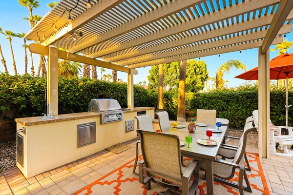 25% Off 30+ Stay! Gorgeous Countryclub Home W/pool/spa/ Patio - Palm Desert, CA