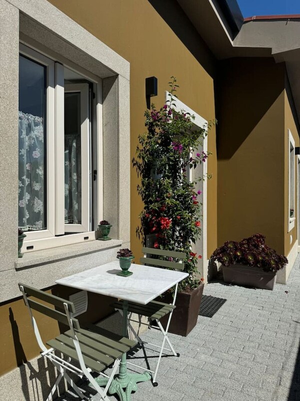 Spacious Bright Studio By Portodreamstays - Porto