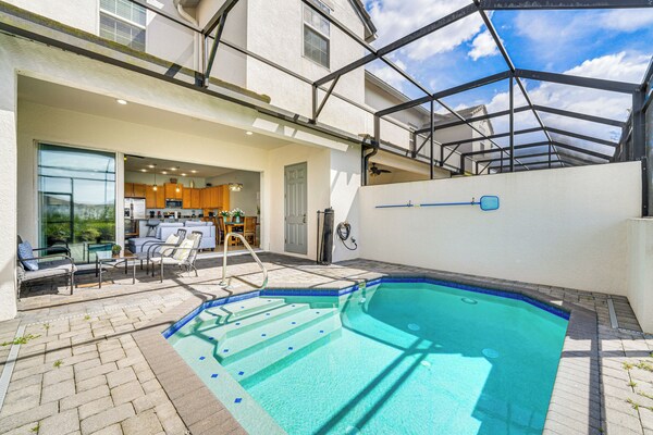 Townhome W/ Lanai & Private Pool: 14 Mi To Disney! - Davenport, FL