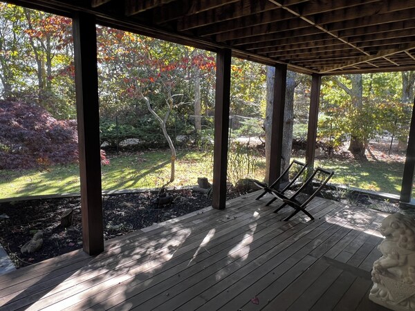 Montauk Beach & Country Cabin - Montauk, NY