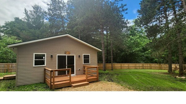Northern Way Cabin, Sleeps 6, Pet Friendly, 9 Miles To Wis Dells - Portage, WI