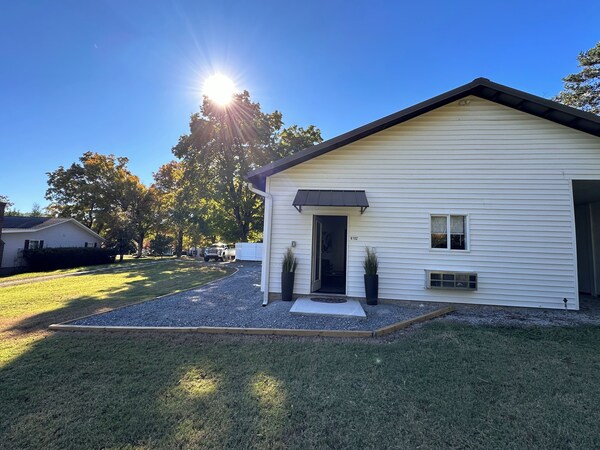 Charming 1bd House S.knox 3 Miles From Dowtown. Private Driveway W/all Amenities - Knoxville, TN