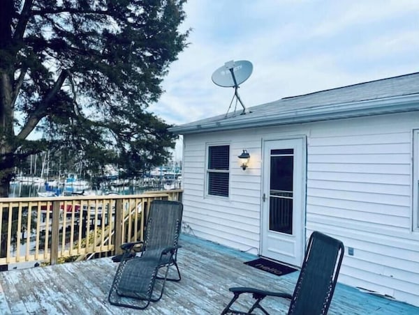 Waterfront Solomons Apartment - Calvert Cliffs State Park, Lusby