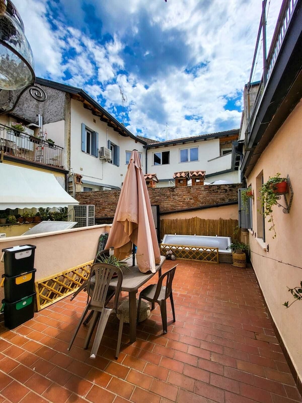 In The Historic Center Of Monfalcone, Apartment With 4 Beds... - Monfalcone