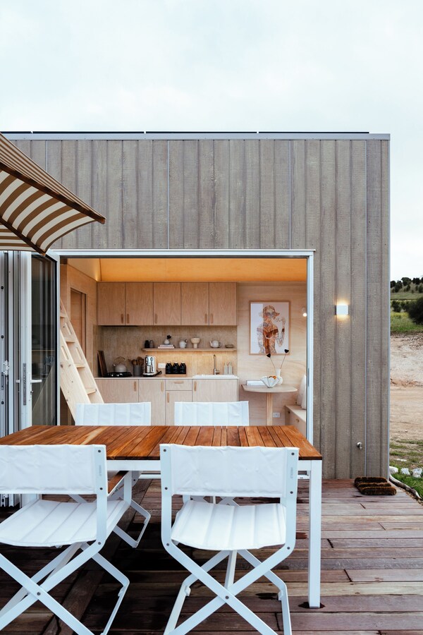 Nora - Off-grid Beachfront Cabin On Kangaroo Island, Off-grid Beachfront Cabin On Kangaroo Island - Kangaroo Island