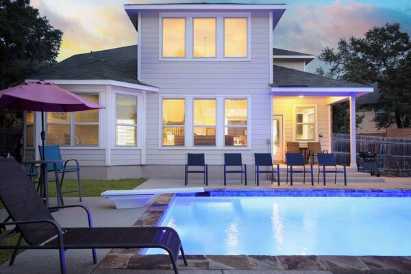 Heated Pool, Arcade, Billiards With Two Master Suites - Helotes, TX