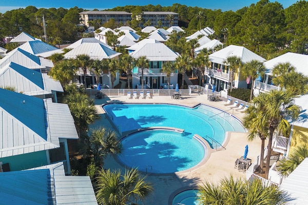 Stay On 30a: Palm & Pine Cottage, Bikes-community Pool! - Seaside, FL