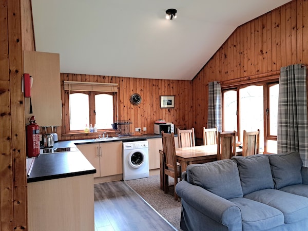 Plodda Lodge @ Lochletter Lodges. A 3 Bedroom Lodge In Beautiful Glen Urquhart - Loch Ness