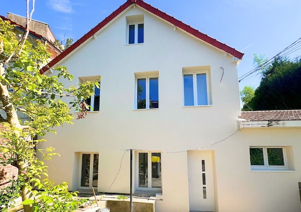 2 Bedroom Home: Stay 15min Train Ride From Paris With Wifi - Sarcelles