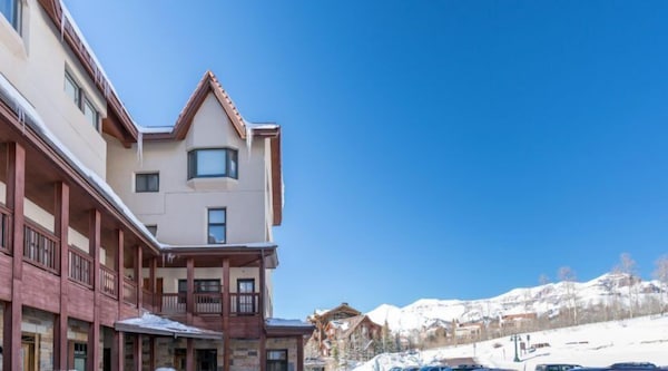 Centrally Located 5 Bedroom Property Steps From Everything In Mountain Village - Telluride