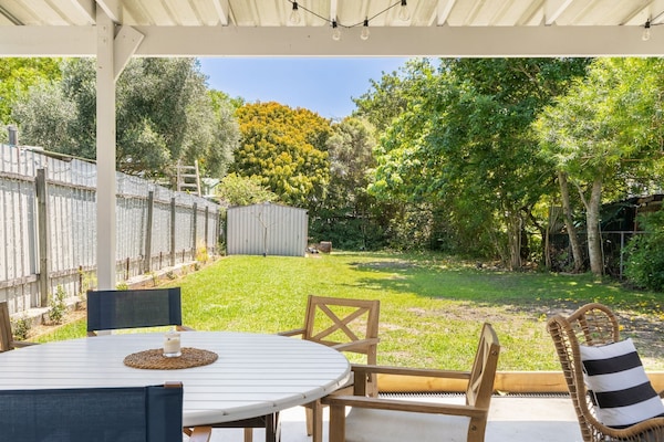 Cosy Cottage At Scarborough Beach - 布里斯班