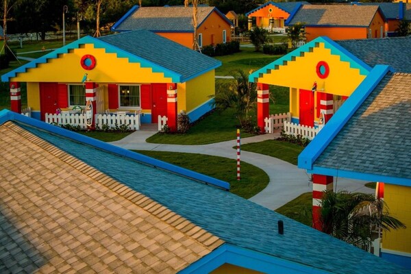 Playful Stay Perfect For Family Getaway | 2 Units - Winter Haven, FL