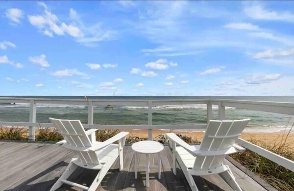 "Seaglass Cottage" - Direct Oceanfront, Vilano Beach Access Near St. Augustine - St. Augustine, FL