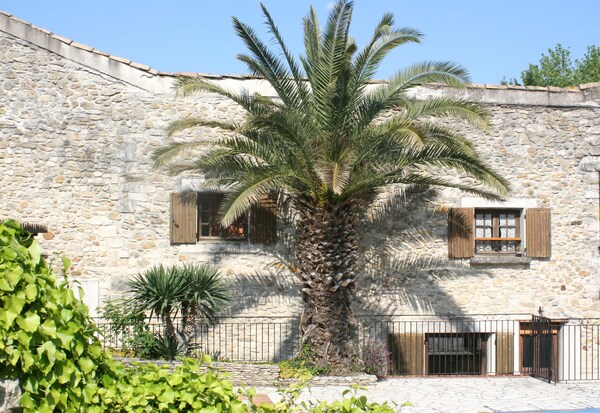 Maison De Vacances 'La Maison De Yana' Avec Piscine Privée, Terrasse Partagée Et Wi-fi - Bourg-Saint-Andéol