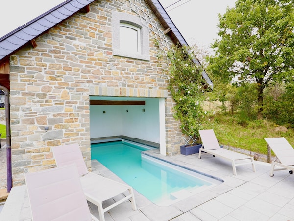 Gite De Luxe En Ardenne Avec Piscine Et Sauna - Aywaille