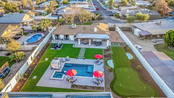 The Palmcroft Resort Oasis| Par2 Golf | 2 Masters - Tempe, AZ