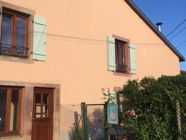 Gîte Spacieux Avec Jardin, Proche éPinal, Wi-fi - Vosges