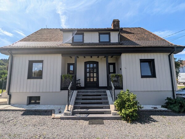 Spacious Lodge, Modern Comfort, Peaceful Garden - Lorraine
