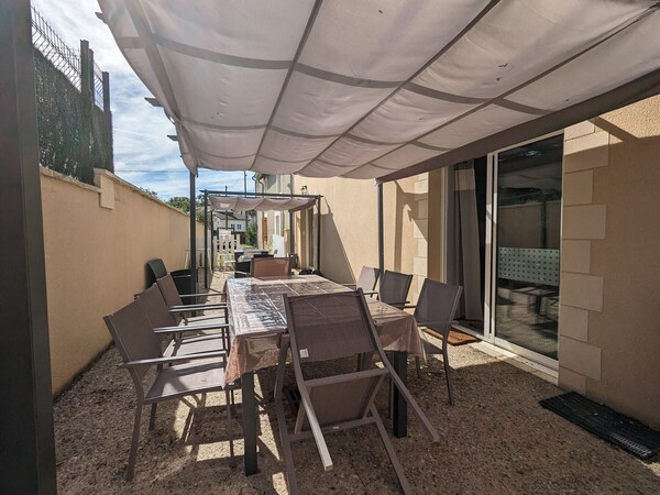 Maison Spacieuse Et Contemporaine Avec Parking, Vélos Et Baby-foot En Berry - Indre