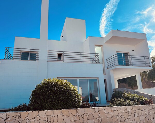 Vila Taliéna - Faro District
